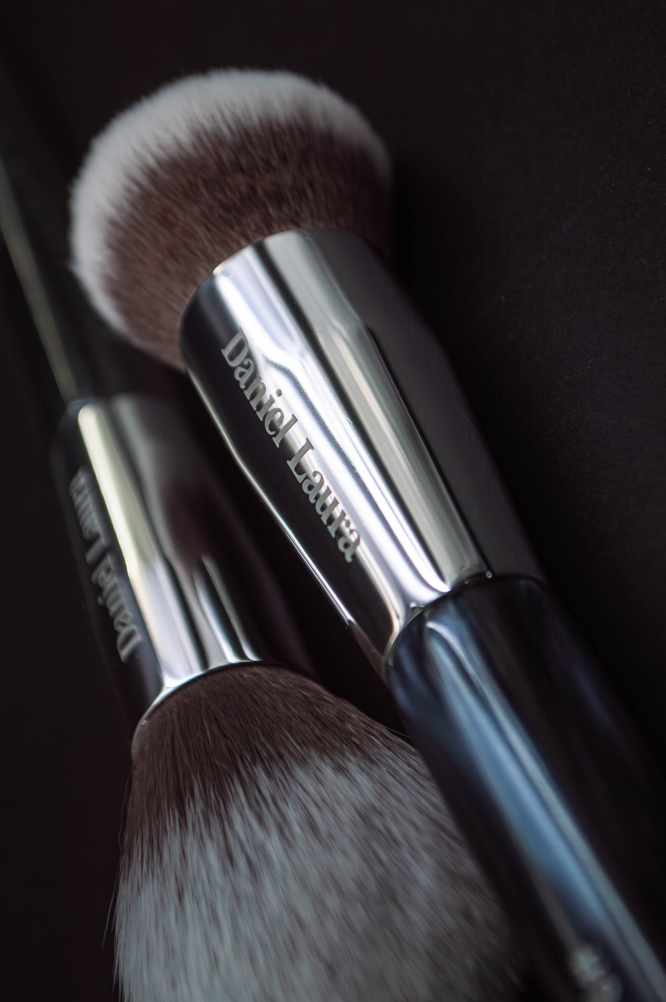 Daniel Laura - Daniel Laura | Cosmetics and makeup tools